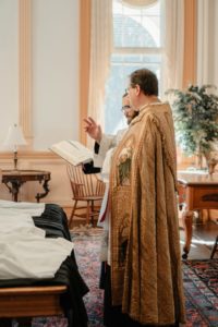 Priestly Fashions From Medieval Times To Today – Cafe Serre